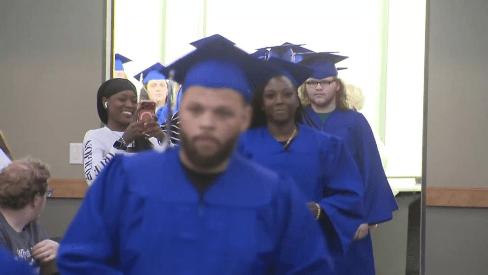 Kirkwood program helps those who couldn't finish high school earn diplomas