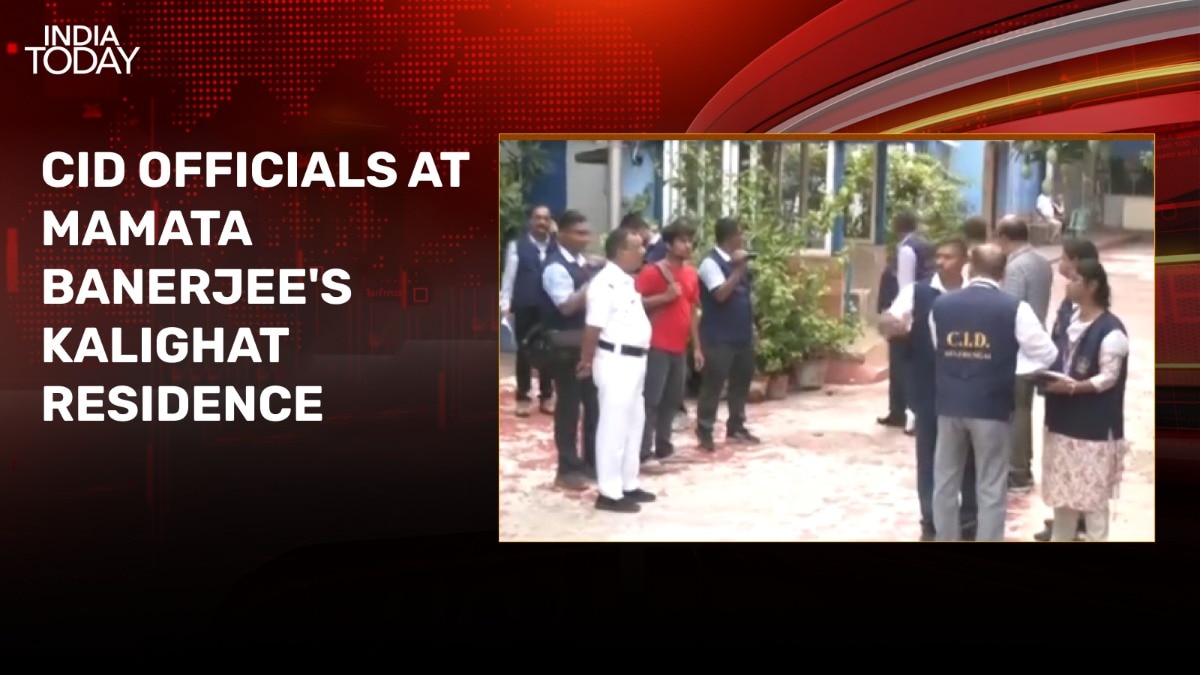 CID team arrives at Mamata Banerjee's house to serve notice to Abhishek ...