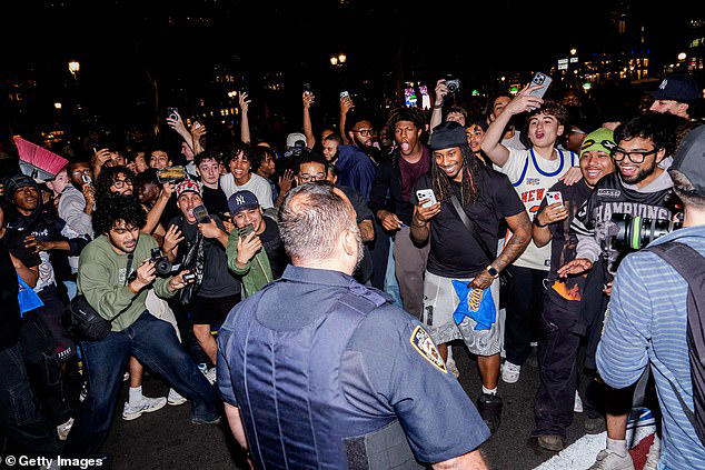 Knicks watch NYC party descends into mass brawl after brutal loss as ...
