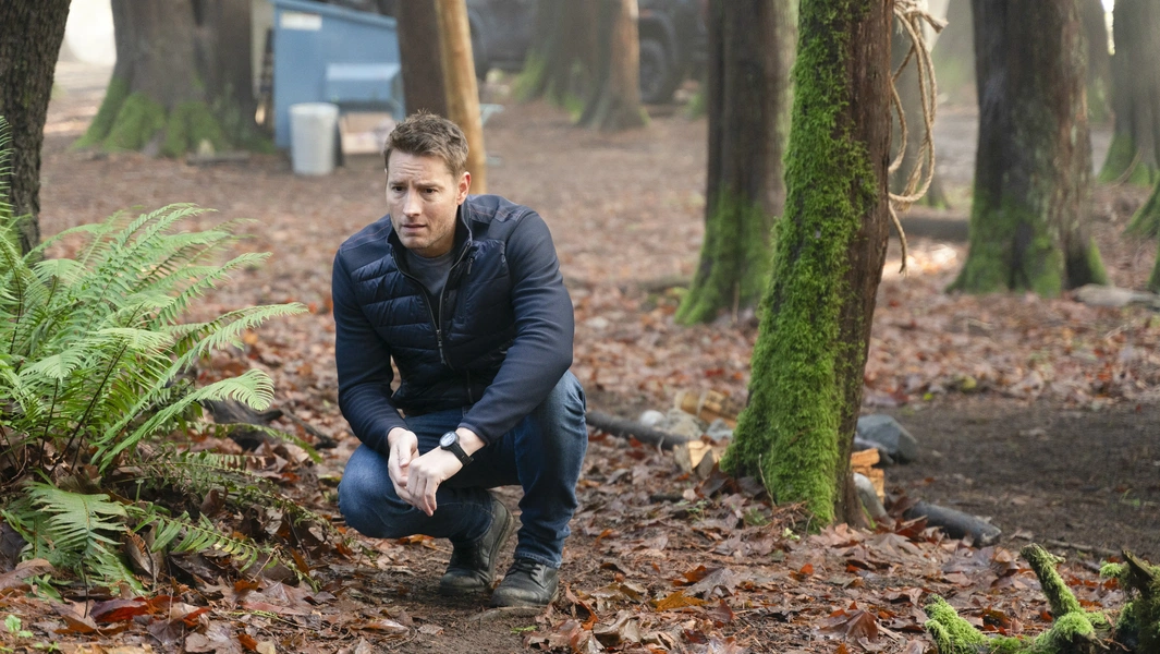 Justin Hartley develops ABC drama while leading CBS hit