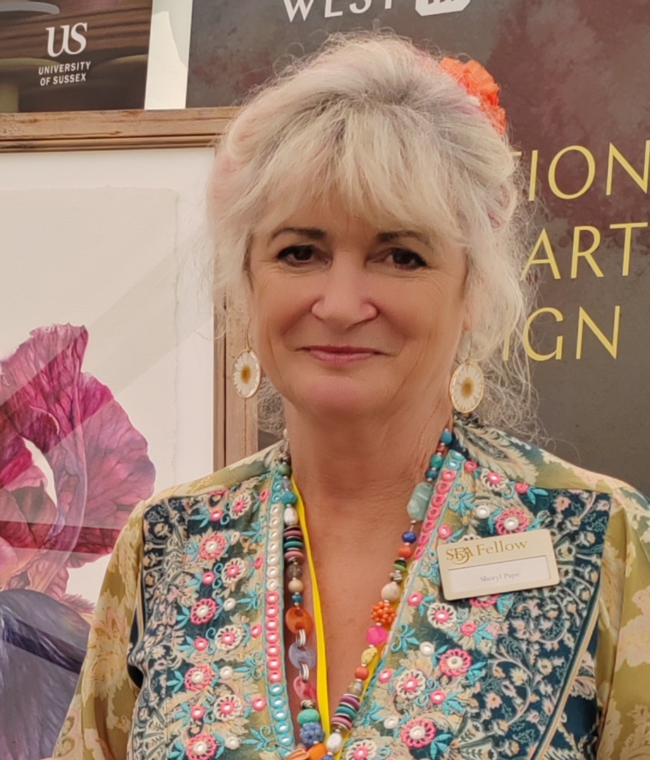 Chichester exhibition promises to say it with flowers