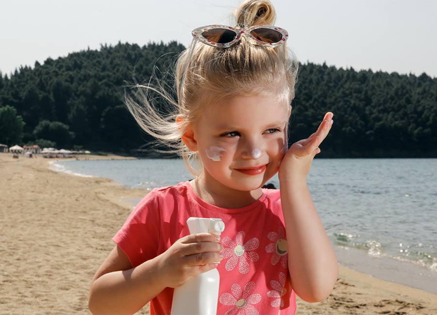 NHS doctors warn parents against common – and expensive – sunscreen mistake