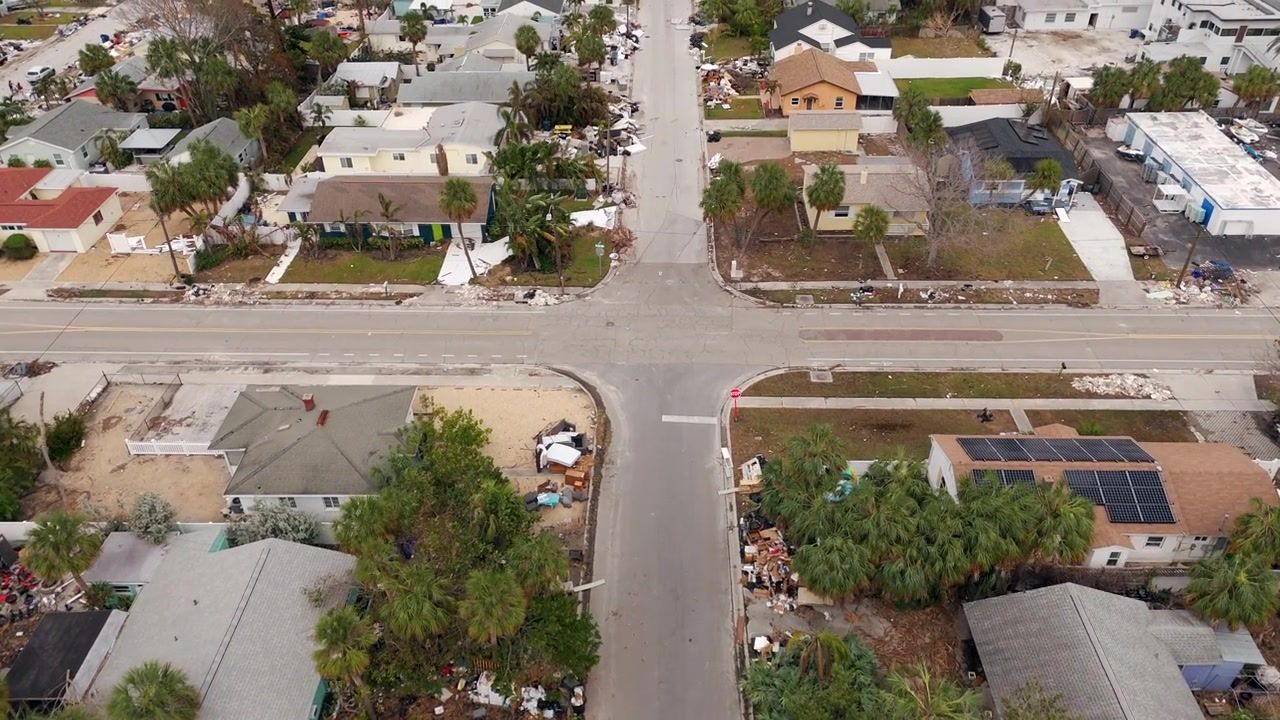 Florida rocked by huge 6.1-magnitude earthquake, leaving locals rattled