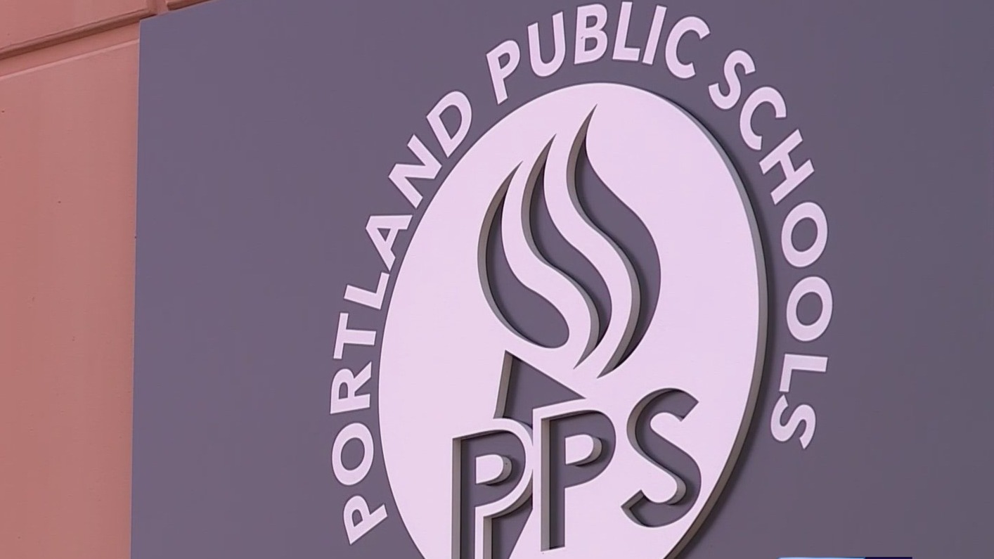 PPS teachers slam layoff notices, claiming some violate union contract
