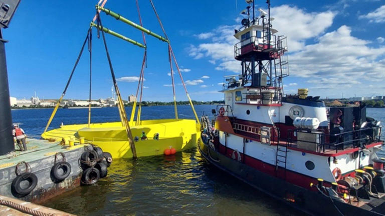 75-foot-wide floating public space making its way to the Schuylkill River