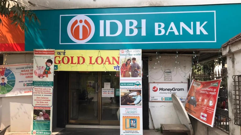 IDBI Bank disinvestment on track; asset monetisation to beat Rs 80,000 ...