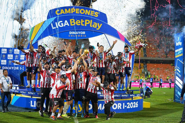 Bacca y Muriel, del Sevilla a la gloria en el fútbol de Colombia