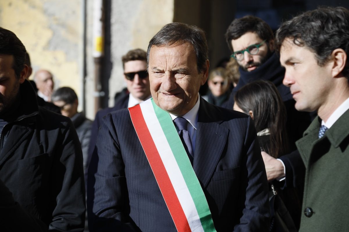 Casini ovunque tra funerali, “Calta” e cene: le pillole del giorno