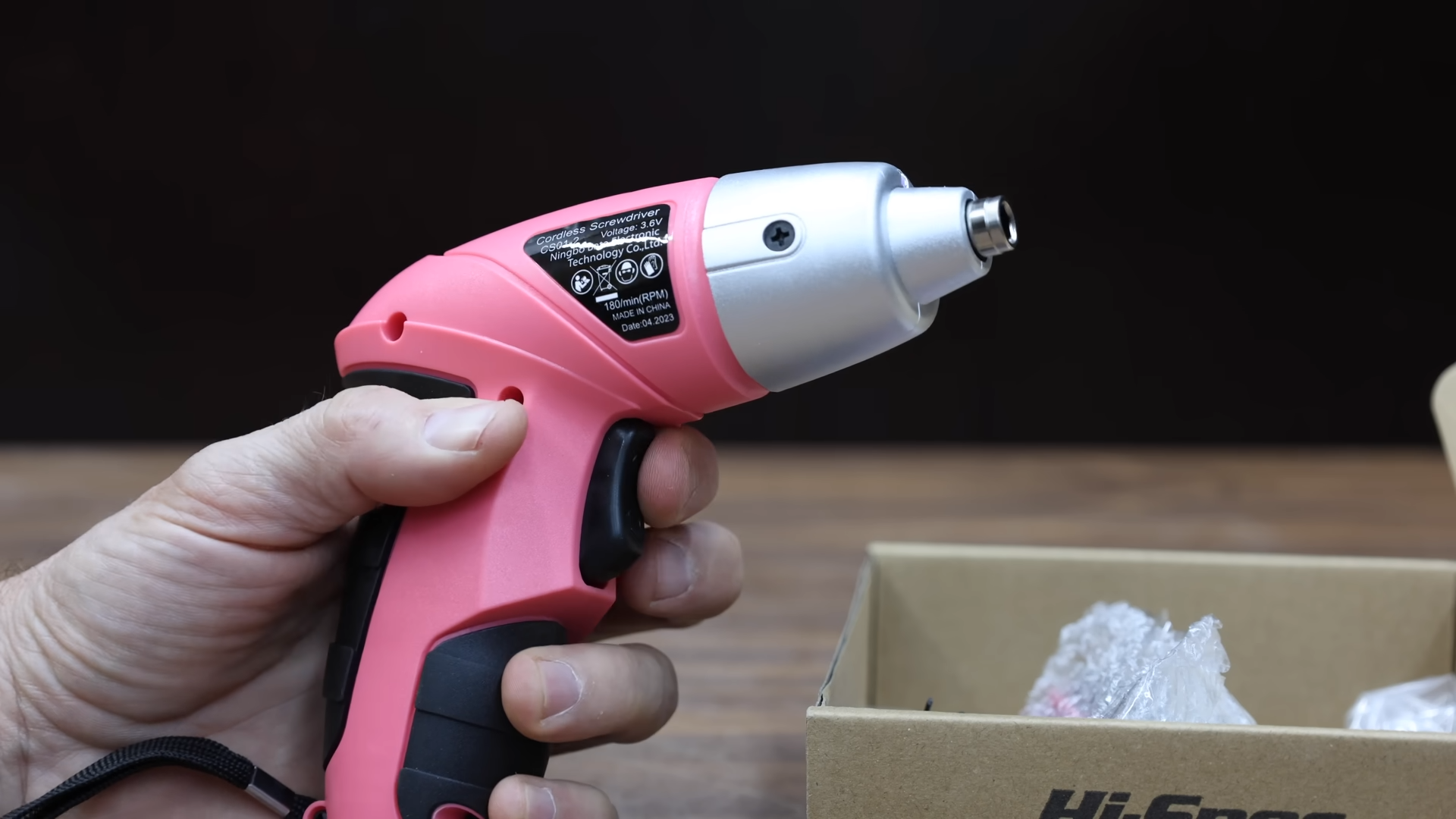 $13 vs $188 battery screwdrivers – What is the main difference
