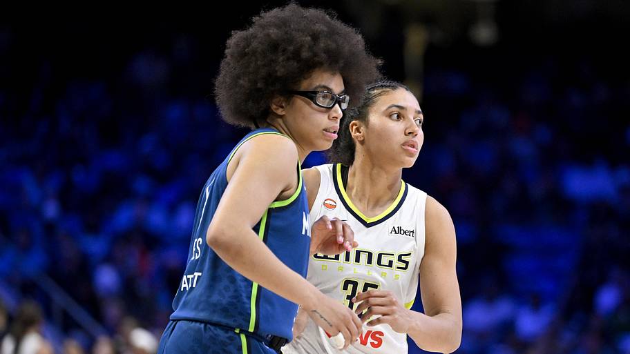How Olivia Miles and Azzi Fudd's rookie starts stack up heading into ...