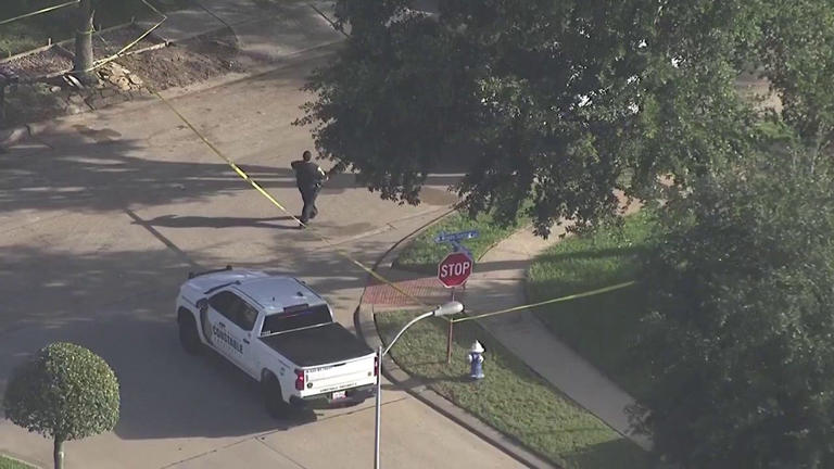 Mother, son dead after being found shot in southeast Harris County