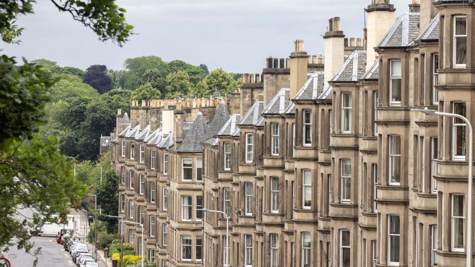 House price sales in Scotland hit record levels