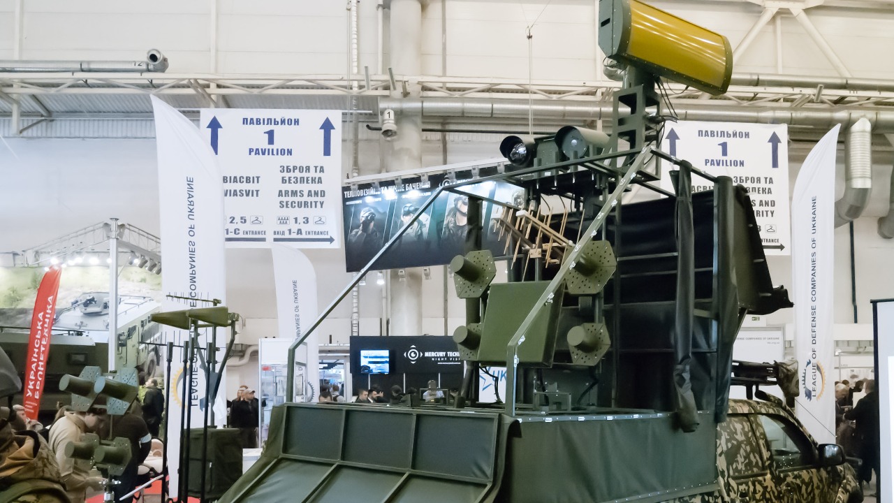 A robotic gun called Bullfrog that tracks and shoots drones out of the ...