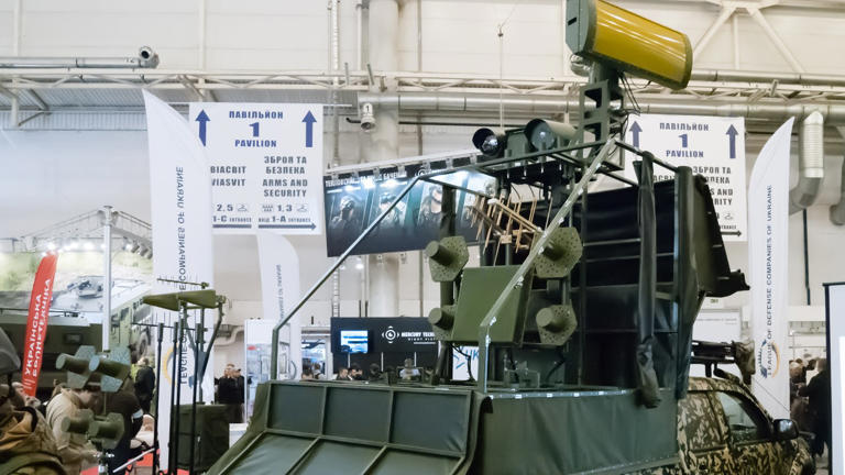 A robotic gun called Bullfrog that tracks and shoots drones out of the ...
