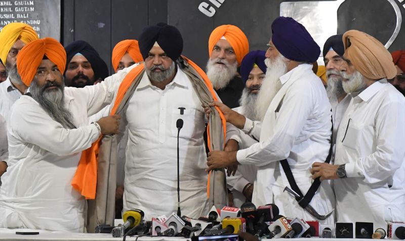 Dakha MLA Manpreet Ayali joins Akali Dal (Waris Punjab De), rules out ...