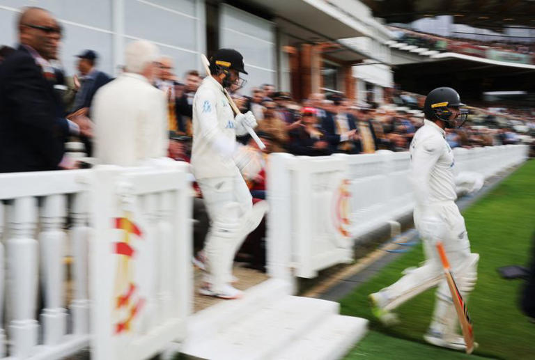Cricket-Lord's pitch rated 'unsatisfactory' after England-New Zealand Test