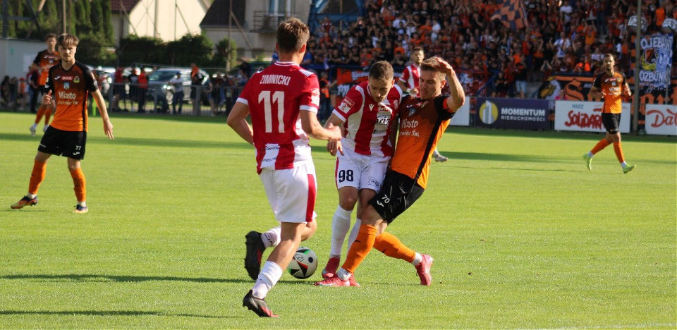 KSZO 1929 Ostrowiec przegrywa 0:2 w Rzeszowie rewanżowy mecz z Resovią ...