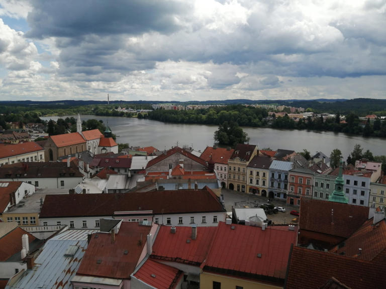 Slunečné dny střídá Medard. Jižní Čechy čeká několik chladnějších dní