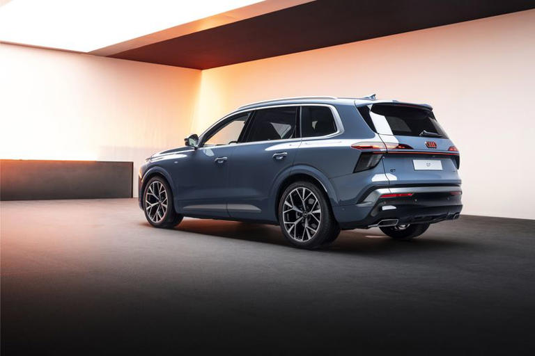 2027 Audi Q7 gains 100 hp, mind-blowing lighting