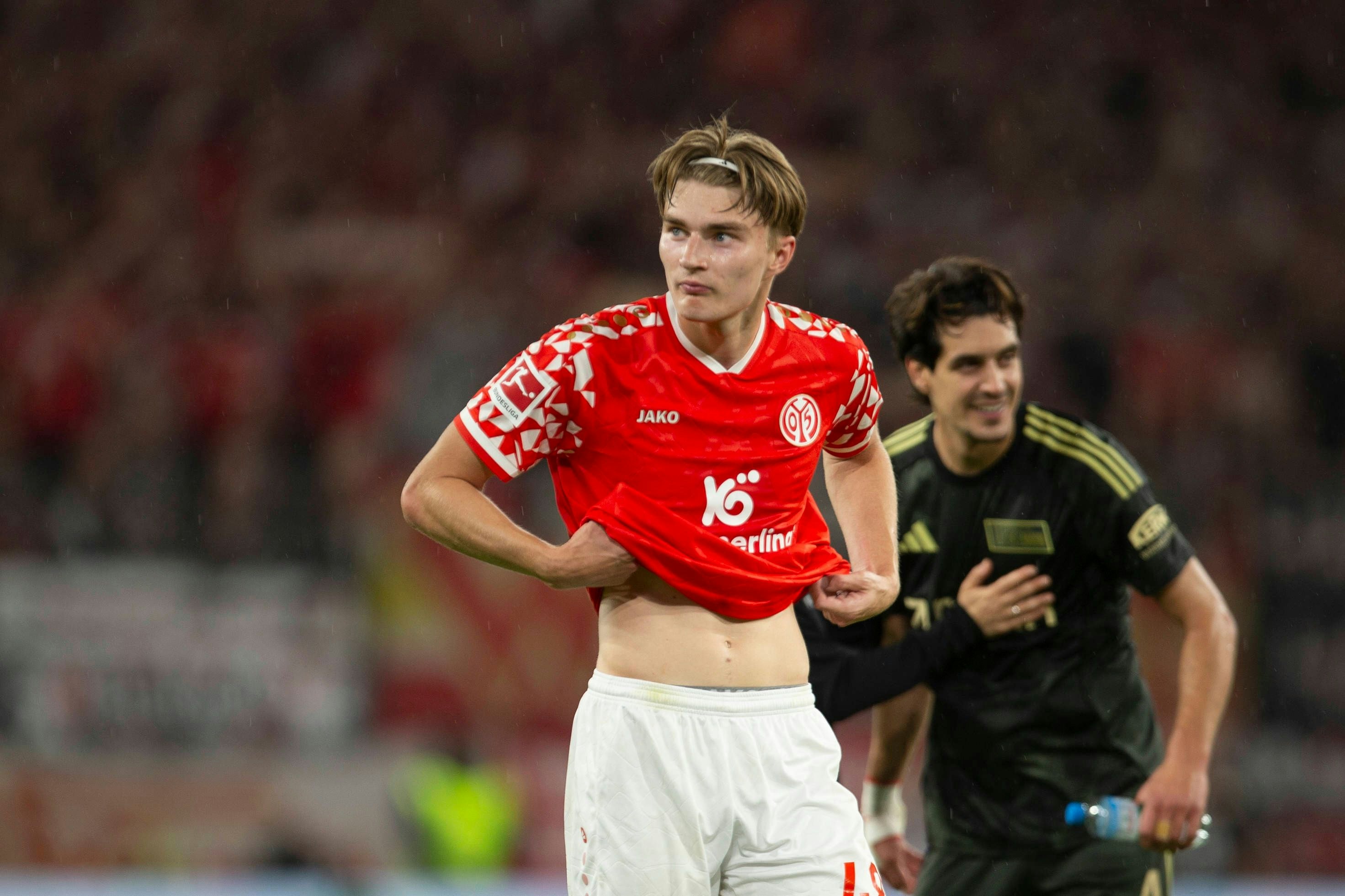 Kampf um Bundesliga-Juwel: Bayer Leverkusen will Mainzer Verteidiger ...