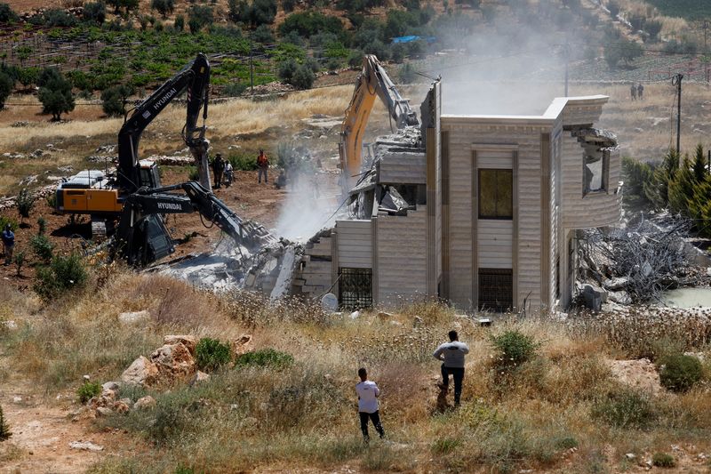 UN inquiry finds Israeli forces shield settlers during attacks on ...