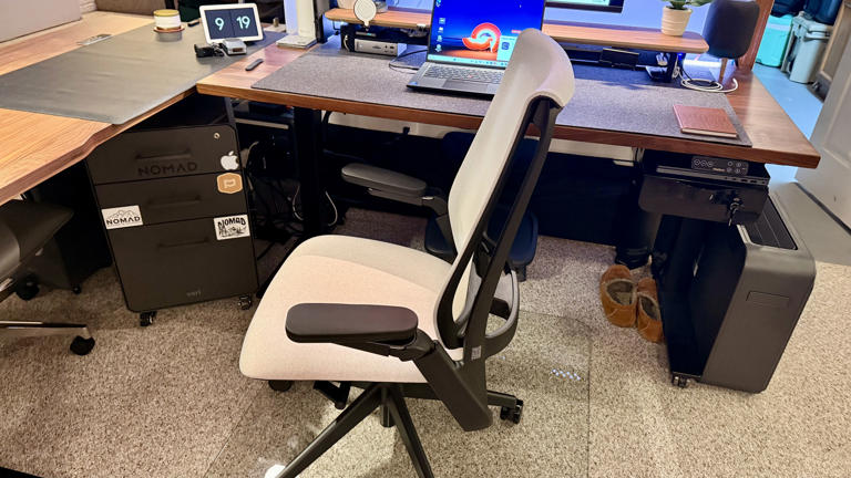 Ergonofis Equation review: A premium feeling ergonomic office chair ...
