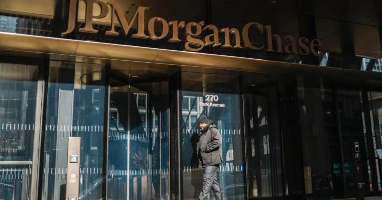 JPMorgan Chase plans to deploy more powerful AI agents this year