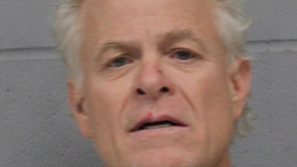 Lakeway man accused of stalking after threats against mayor, council ...