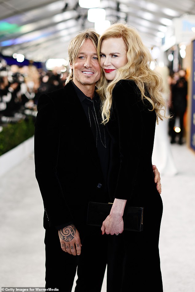 Report: Keith Urban has friends worried after Nicole Kidman split