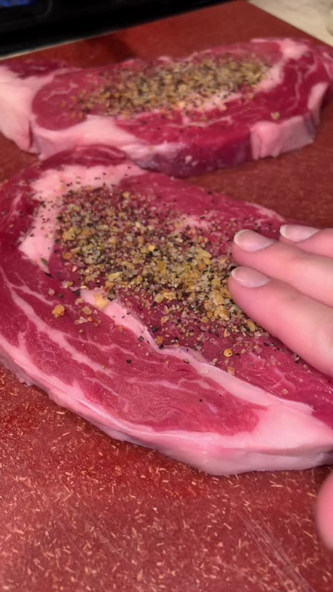 Cooking a perfect well-done steak