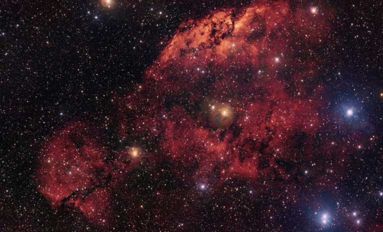 Astronomers capture stunning cosmic shapes hidden within star-forming ...