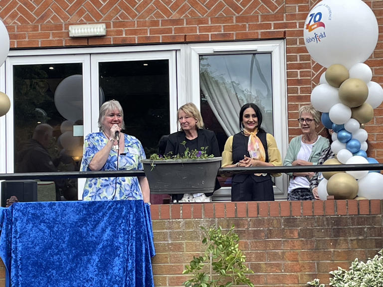 Deputy Lieutenant unveils community mosaic celebrating creativity and ...