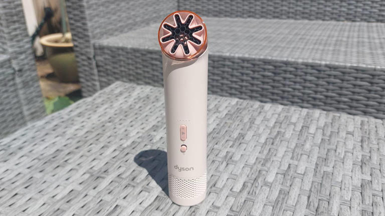 Dyson HushJet Mini Cool review: A powerful portable fan with a weird ...