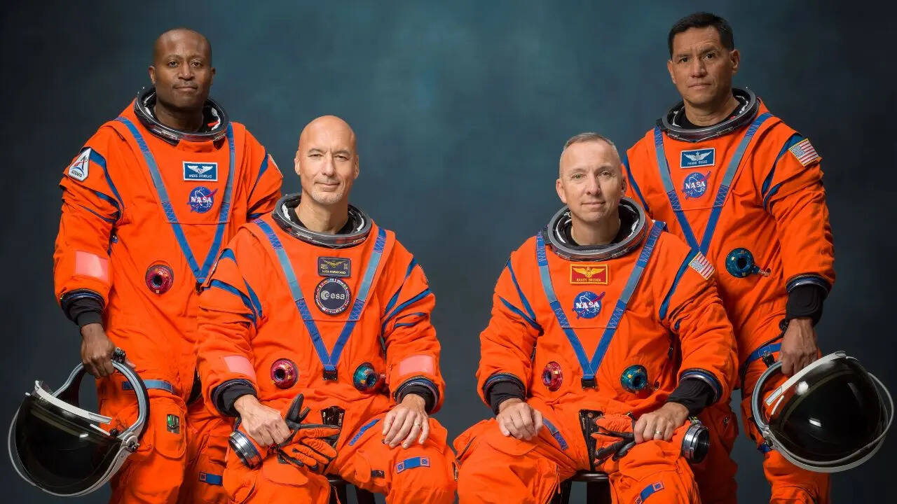 Randy Bresnik, Frank Rubio, Andre Douglas and Luca Parmitano: Meet NASA ...