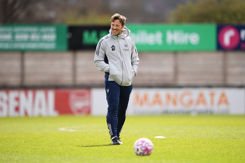 Stoke City confirm new assistant manager for Mark Robins