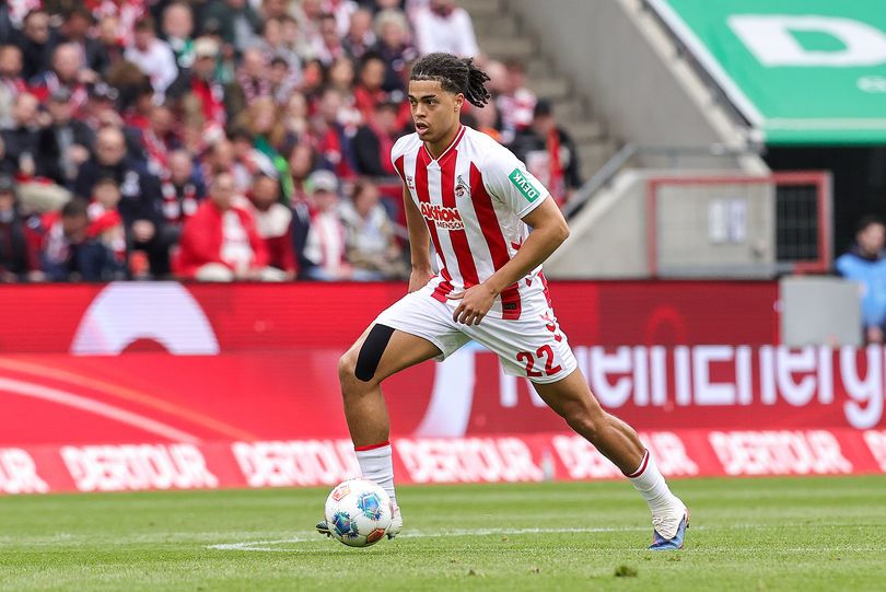 Man City agree transfer as defender departs