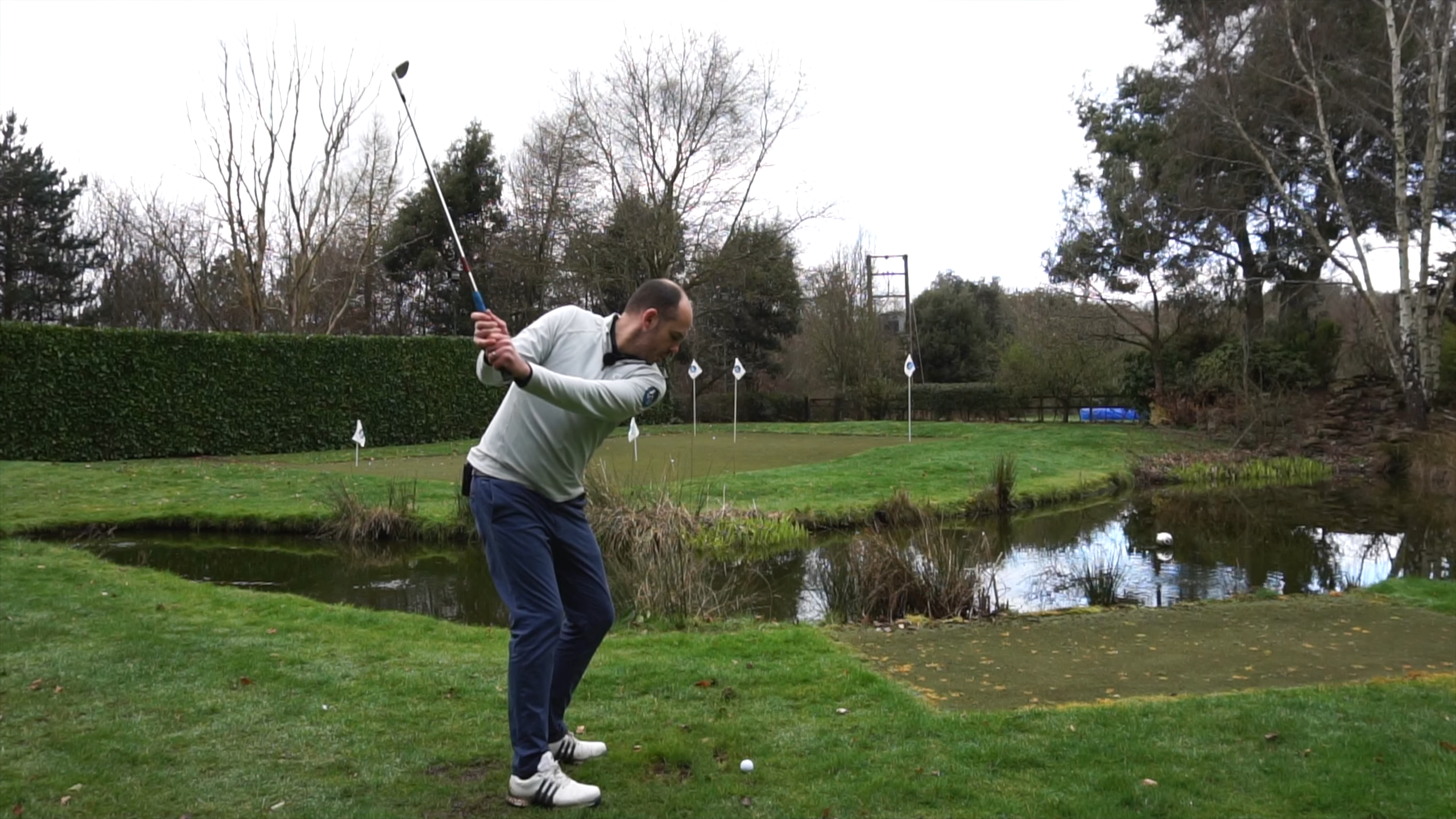 How to create cleaner wedge contact