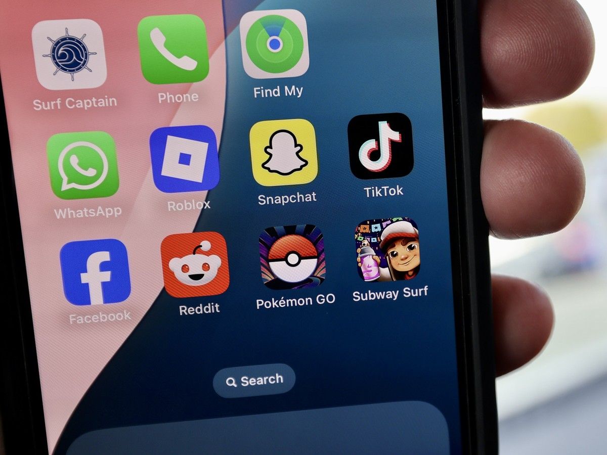 The countries implementing social media bans for children, as Canada ...