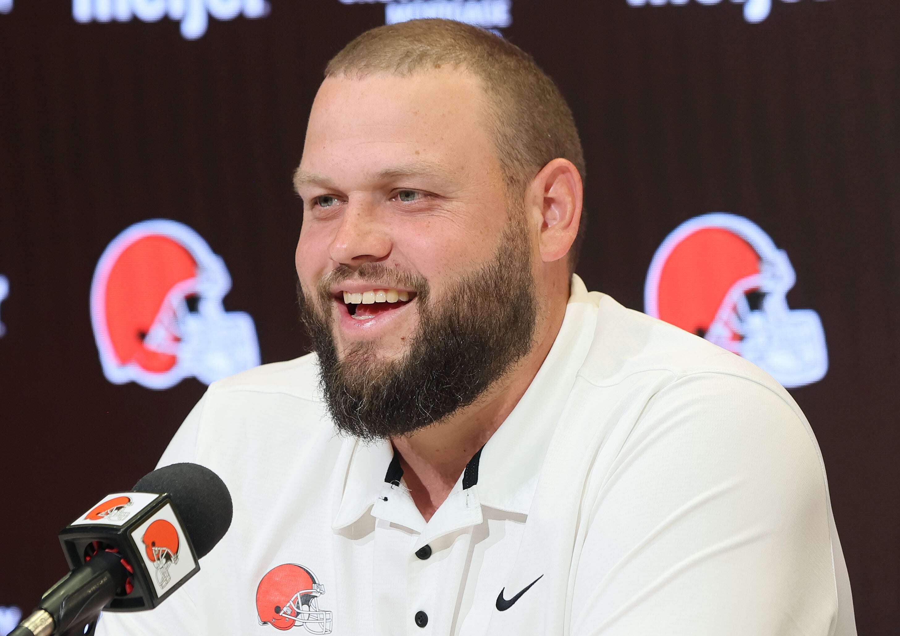 Browns LG Joel Bitonio: 'I could never picture myself in a different ...