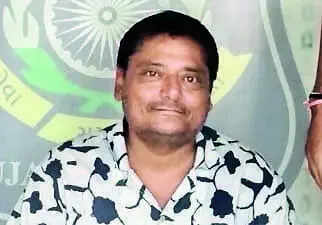 Ahmedabad: Released on parole, murder convict Montu Namdar sets off ...