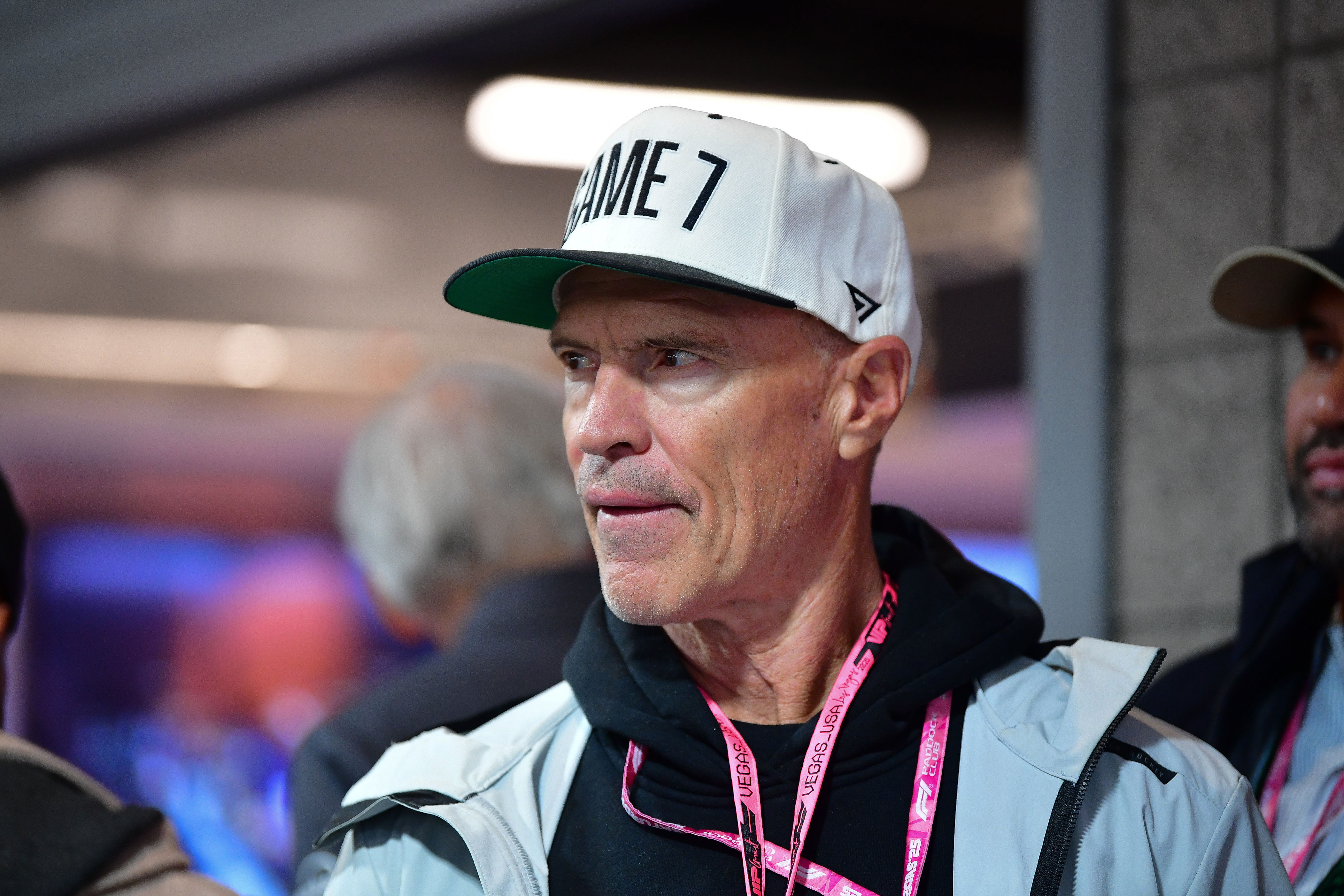 Oilers’ legend Mark Messier sends warning to Golden Knights despite 2-1 ...