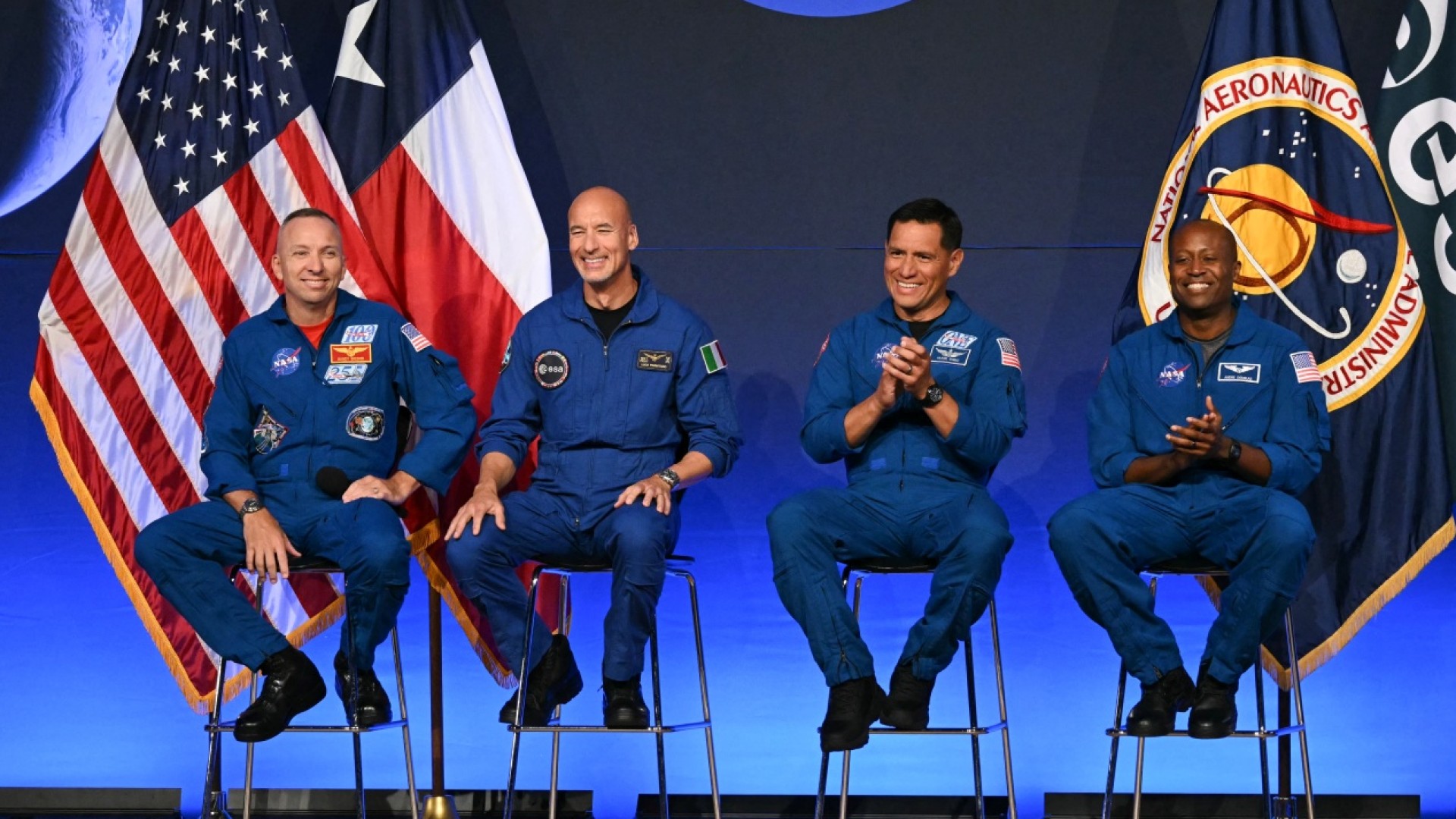 Artemis III crew to undergo complicated mission featuring Blue Origin ...