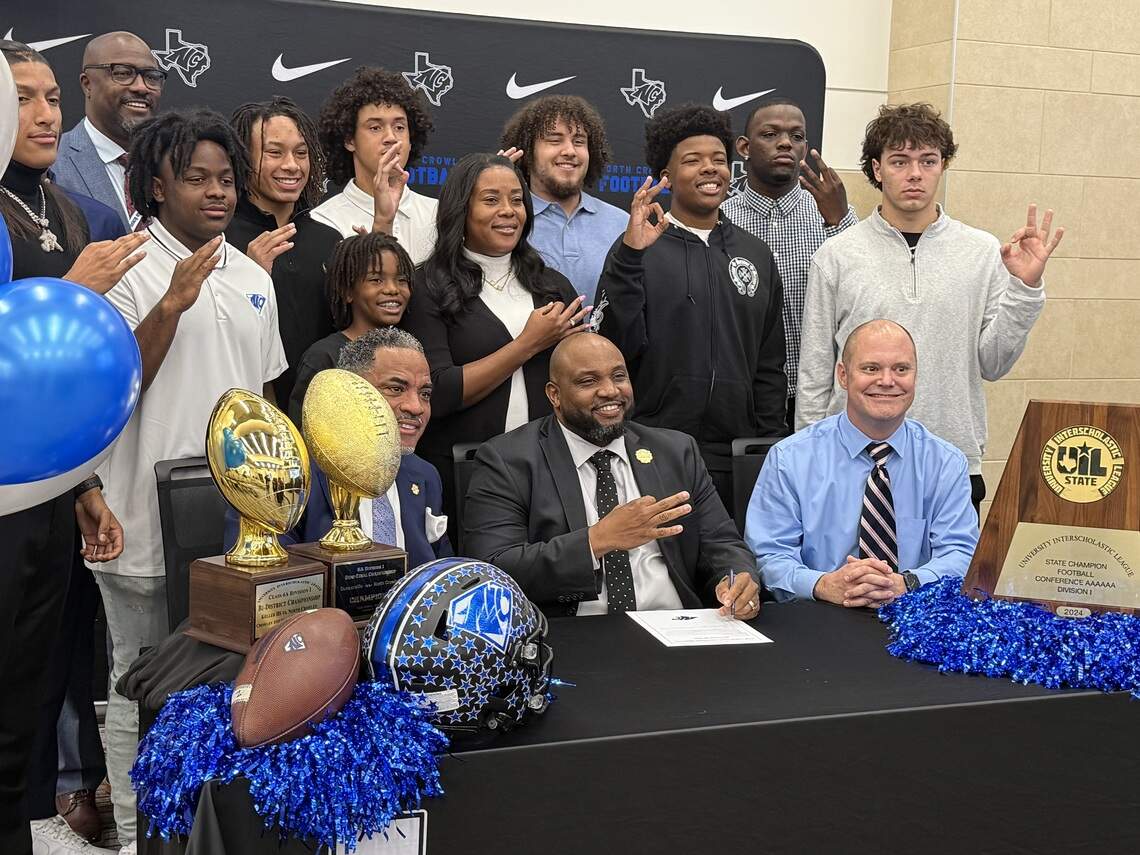 Tracking the coaching carousel: 11 Fort Worth-area high school football ...