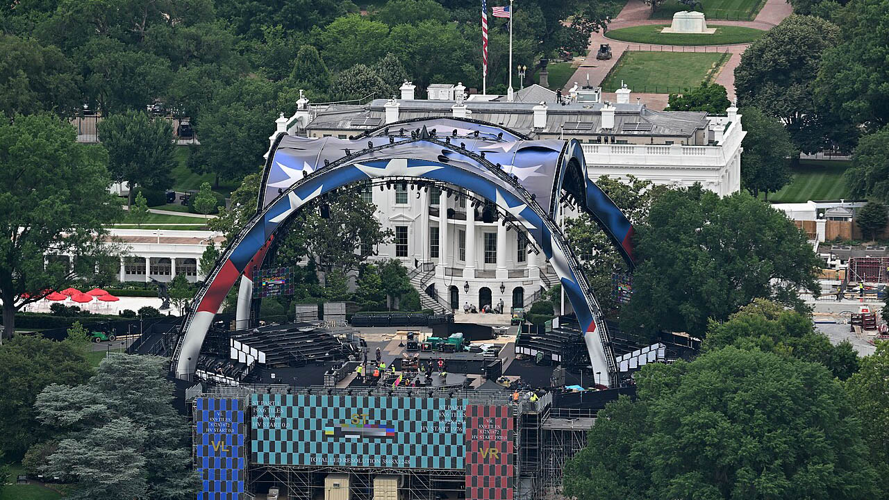 Trump says the White House UFC arena might never come down