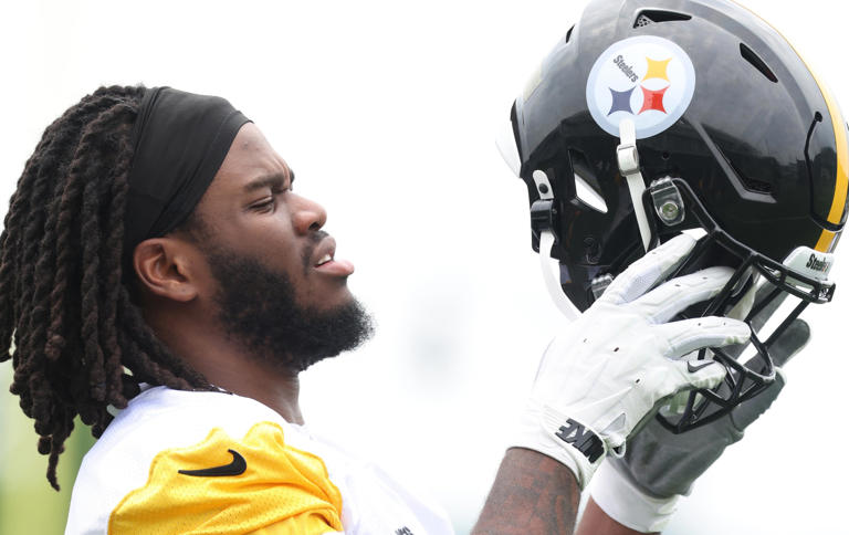 Mike McCarthy reveals plans for Steelers' rookie school after OTAs