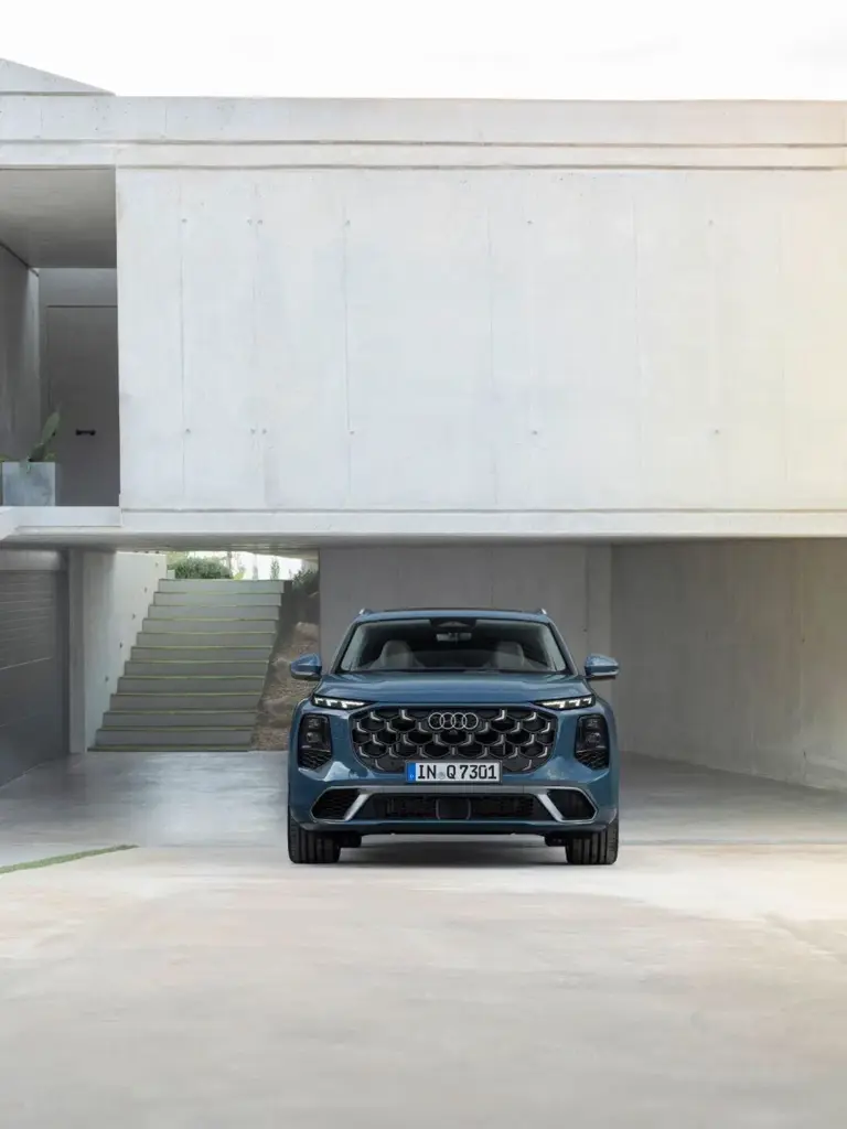 Nuova Audi Q7 2026: debutta la terza generazione del SUV premium con ...