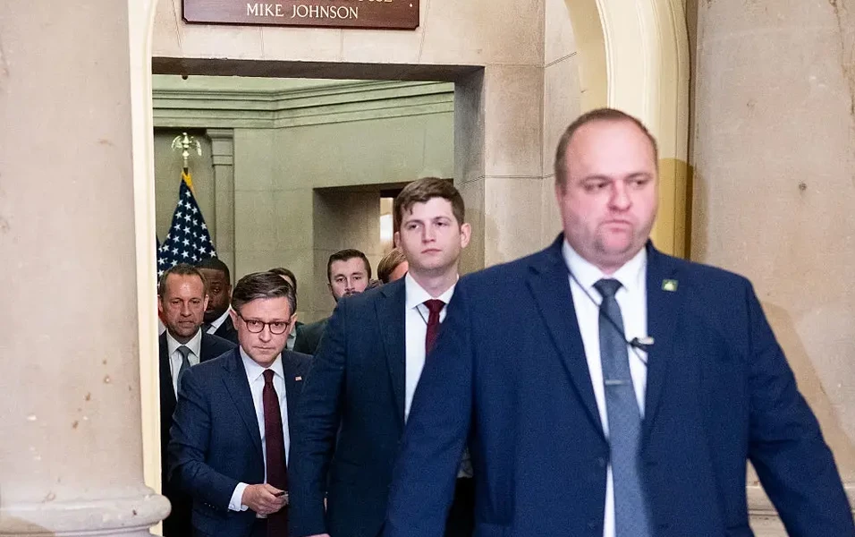 FISA renewal in jeopardy as Pulte pick fuels standoff
