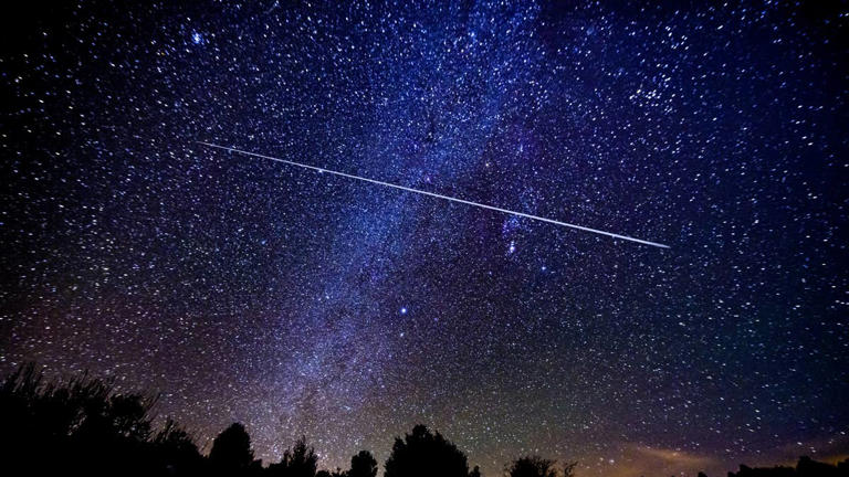 Don't miss the rare daytime Arietid meteor shower peaking June 10—here ...