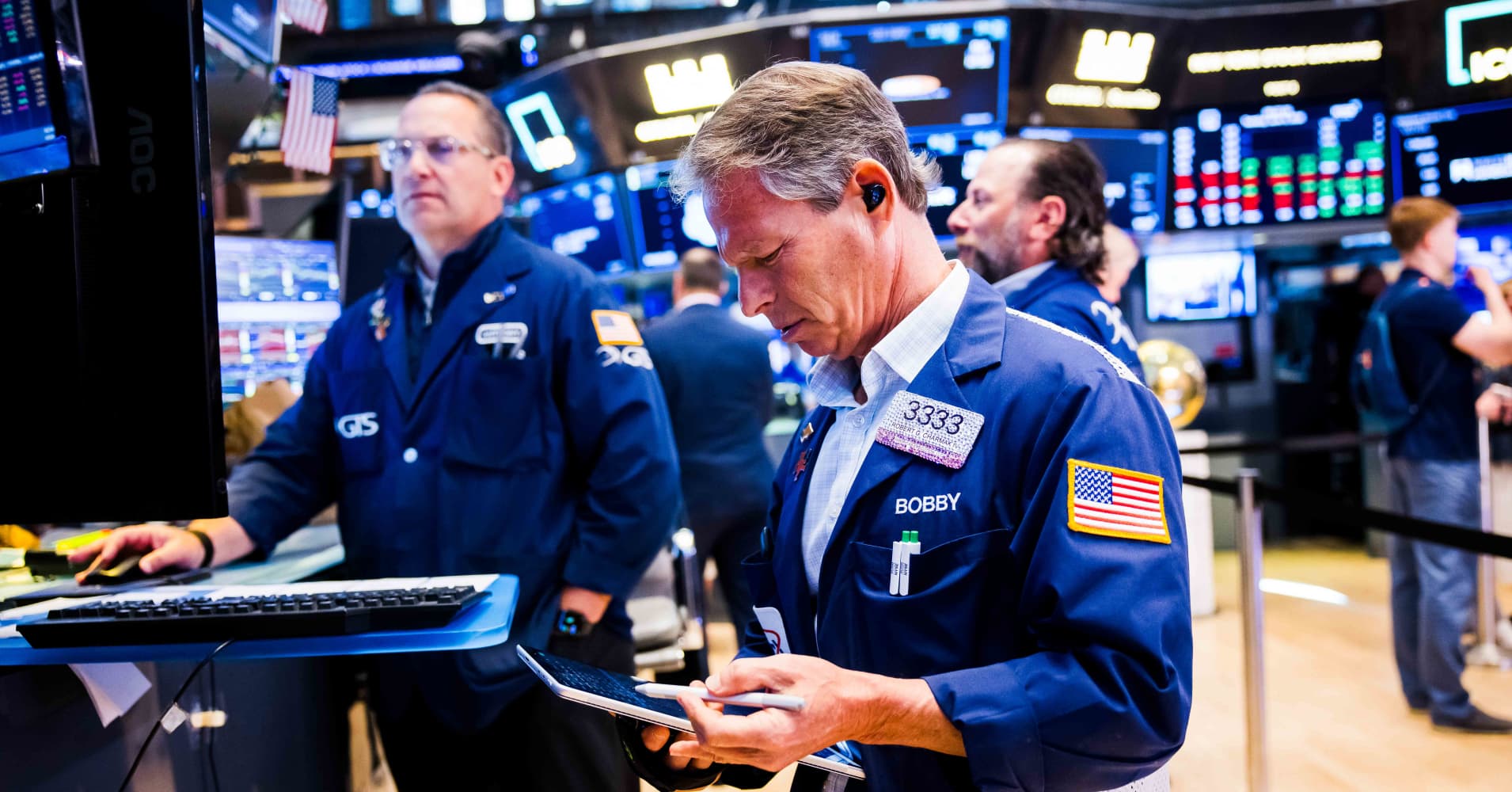 Semiconductor shorts pile on as winning trade reverses