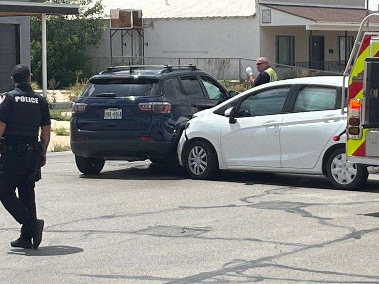 1 taken to hospital after rush hour crash on Pulliam Street